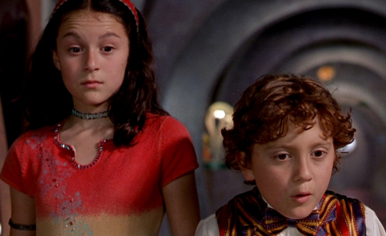 Así Luce La Niña De Mini Espías A 23 Años Del Estreno