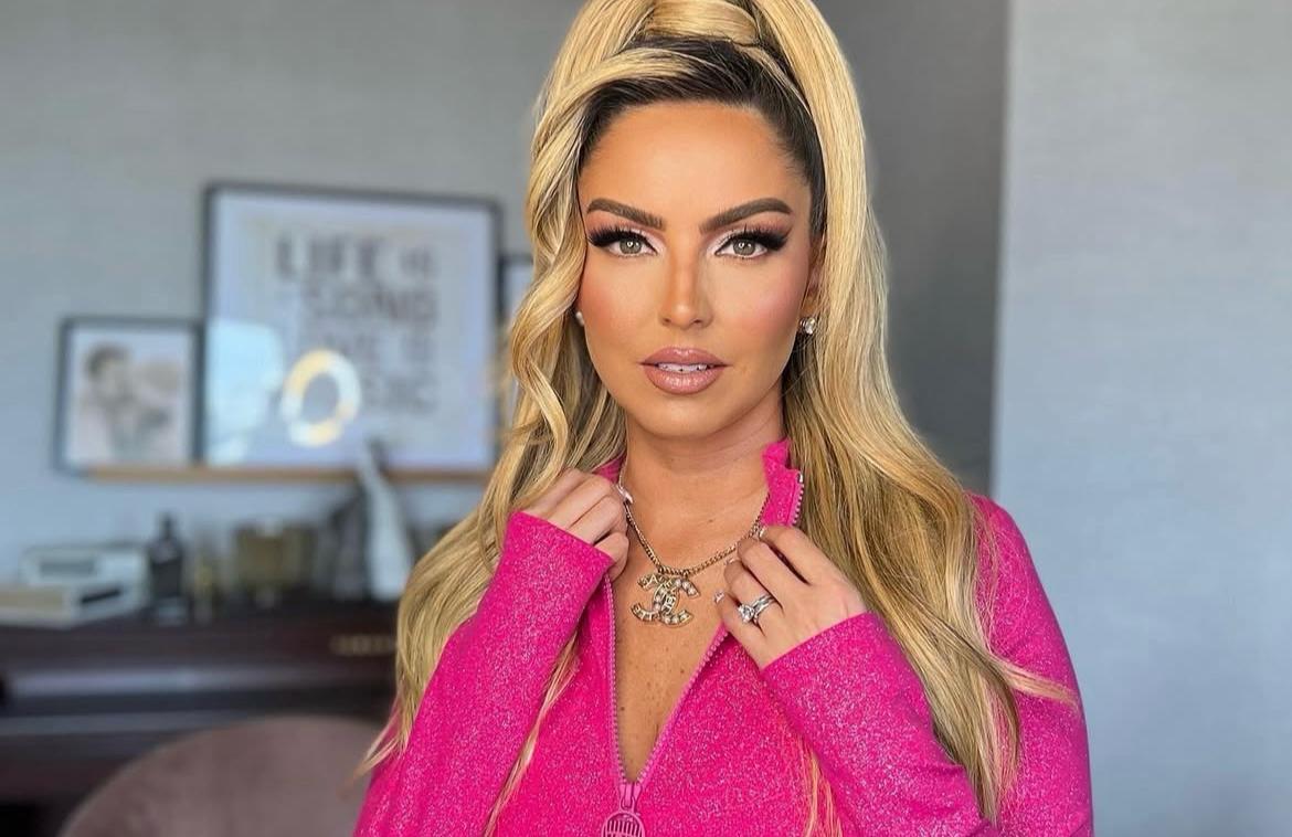 Así es la lujosa casa donde vive Karla Díaz - GoBizNext