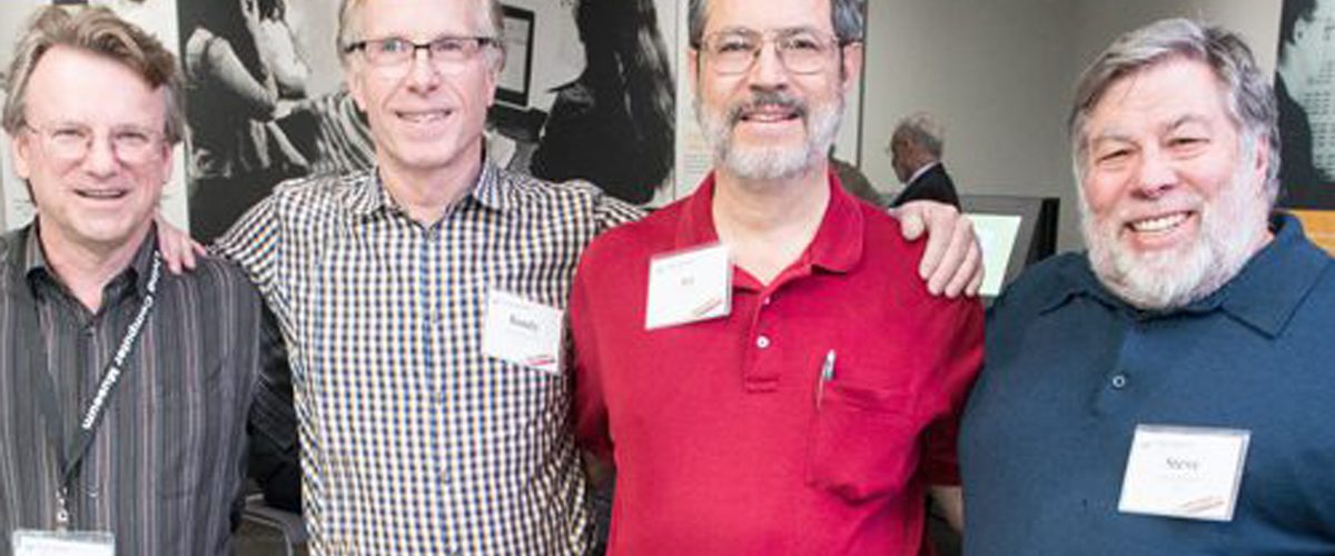 Los creadores de la primera computadora de Apple se reúnen 40 años después