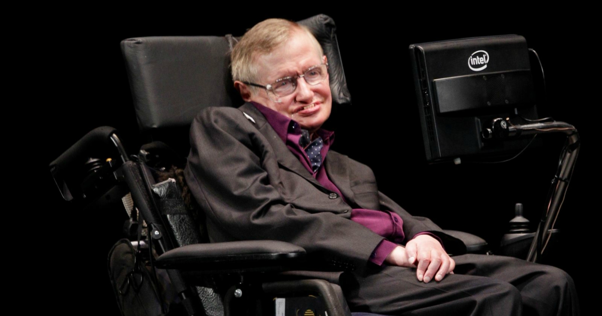 Así funcionaban las computadoras que hacían 'hablar' a Stephen Hawking