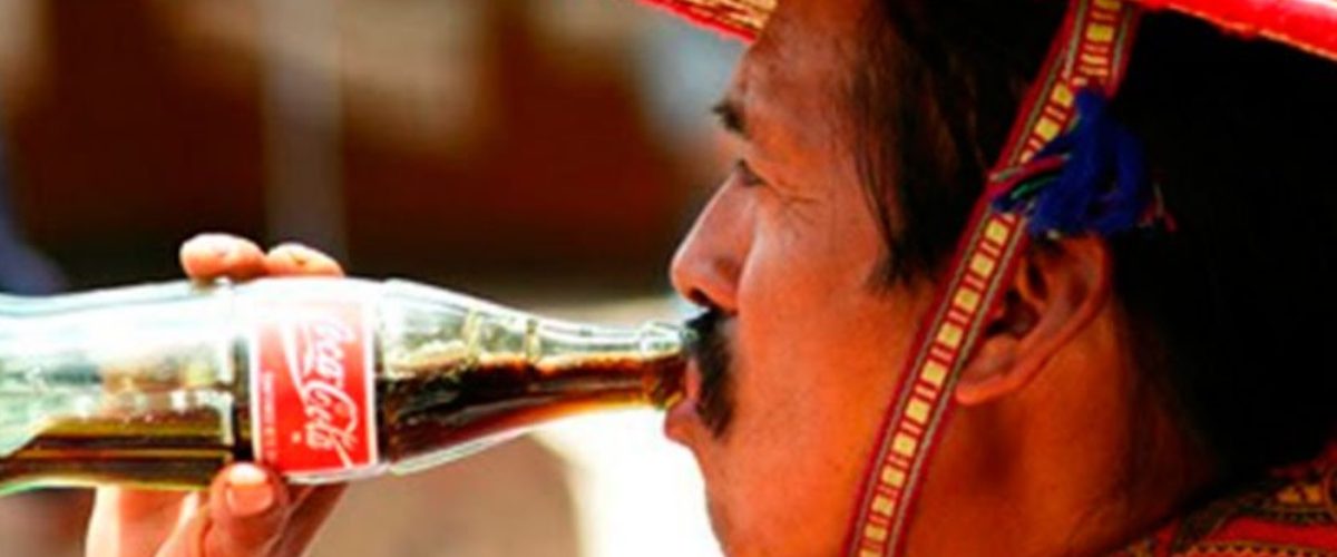 Coca-Cola hace el negocio de su vida a costa de cientos de mexicanos