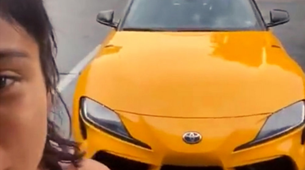 Presume su auto nuevo en Instagram y fallece minutos después