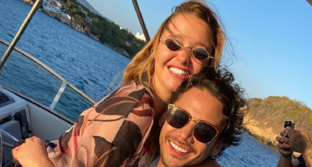 Novia del youtuber Rix lo defiende de las acusaciones de abuso